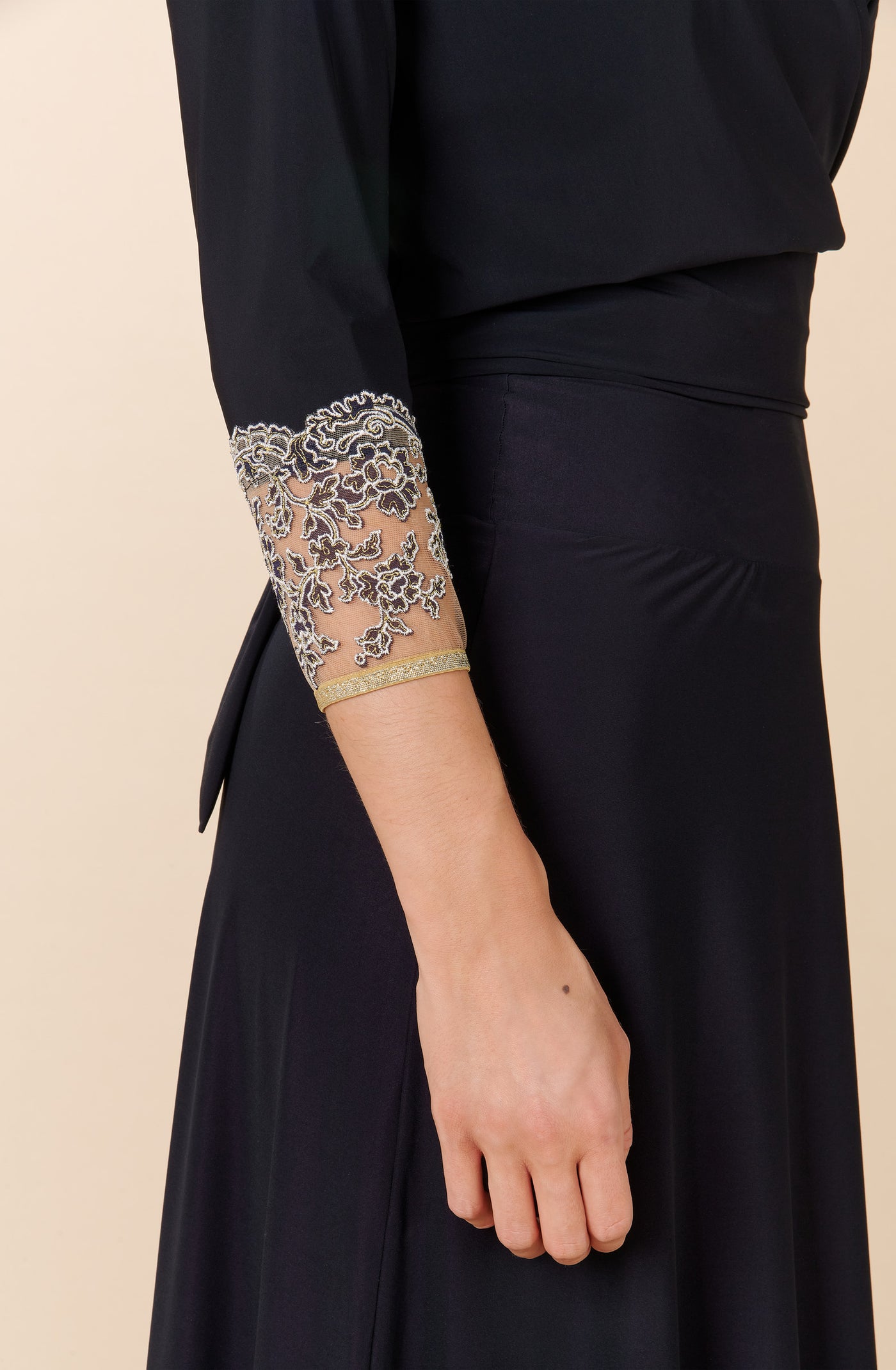 Tally - Cache-Cœur Manches Longues Broderie Marine – Pain de Sucre